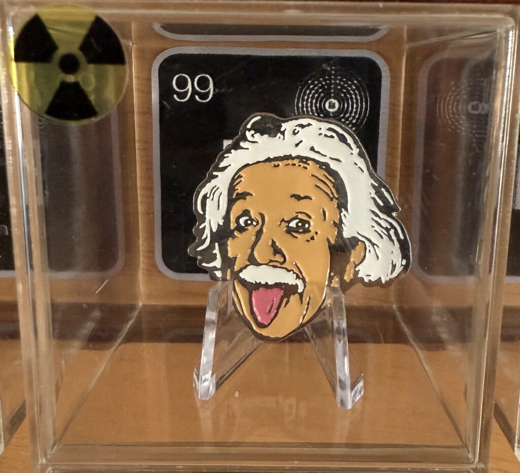 Einsteinium - Living Periodic Table
